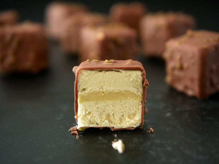 קוביות פיסטוק | Cake Lab